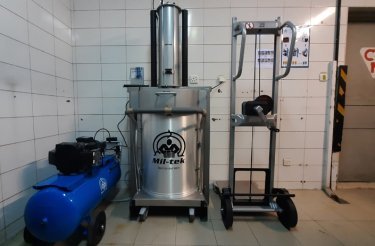 Rented Waste Compactor reduced 6 skips to 2 at Ibis Hotel